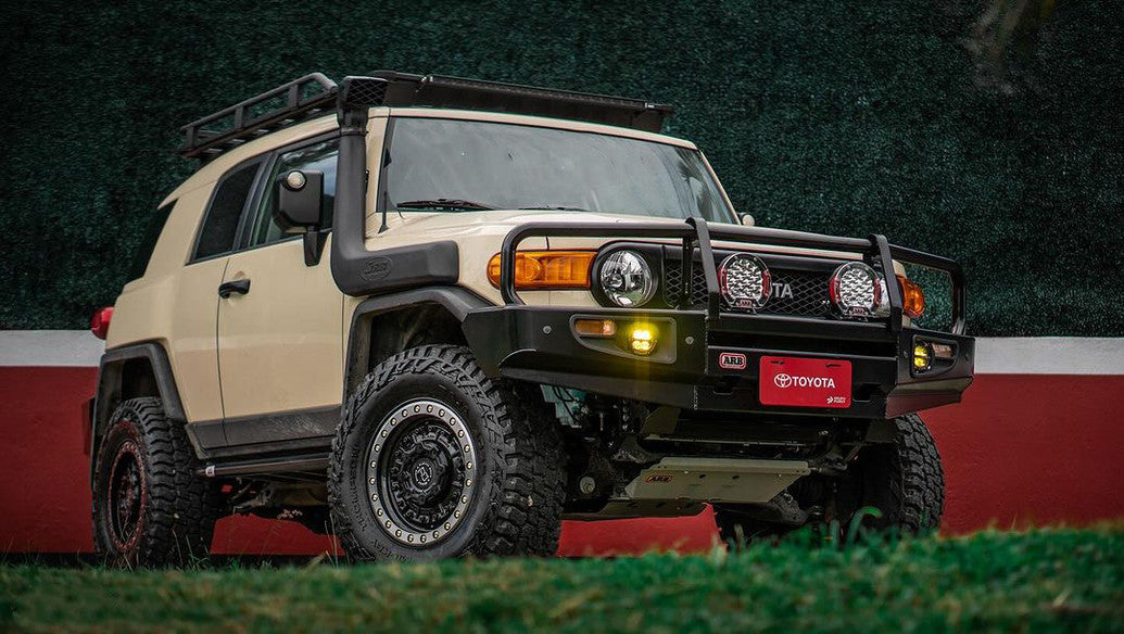 ARB Deluxe Front Bumper for 2007–2014 Toyota FJ Cruiser | Heavy-Duty O ...